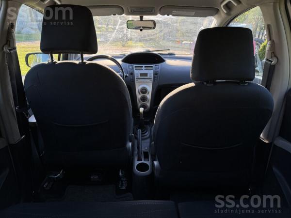 Toyota Yaris 2007 Bauska, ar dzinēja tilpumu 1.30 L un nobraukumu 169 tūkst. km par 1350 €, foto 4 vietnē AUTOMOTO.COM.LV