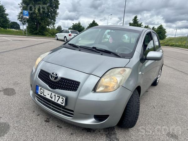 Тойота Ярис 2007 в Даугавпилс, объемом двигателя 1.40 л и пробегом 260 тыс. км за 1750 €, фото 2 на AUTOMOTO.COM.LV