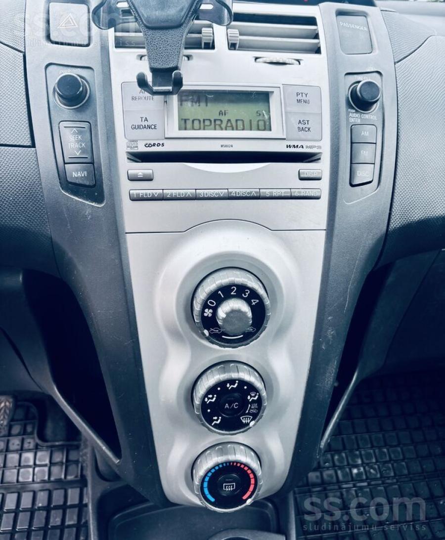 Тойота Ярис 2007 в Даугавпилс, объемом двигателя 1.40 л и пробегом 260 тыс. км за 1750 €, фото 14 на AUTOMOTO.COM.LV