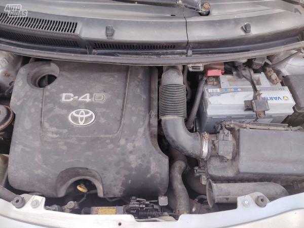 Toyota Yaris 2007 in Ukmerge, with an engine capacity of 1.40 L and mileage of 297 thousand km for 1650 €, photo 10 on AUTOMOTO.COM.LV