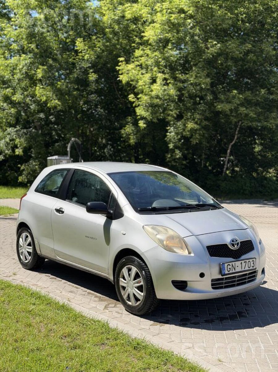 Toyota Yaris 2007 in Riga, with an engine capacity of 1.30 L and mileage of 342 thousand km for 800 €, photo 4 on AUTOMOTO.COM.LV