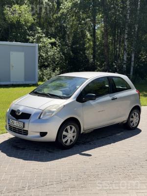 Toyota Yaris 2007 in Riga, with an engine capacity of 1.30 L and mileage of 342 thousand km for 800 €, photo 5 on AUTOMOTO.COM.LV