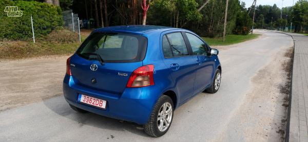 Toyota Yaris 2007 in Mazeikiai, with an engine capacity of 1.40 L and mileage of 201 thousand km for 2750 €, photo 6 on AUTOMOTO.COM.LV