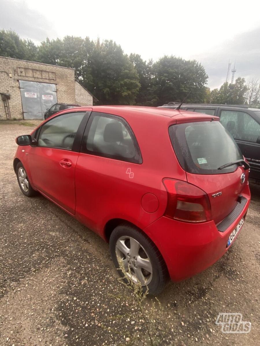 Toyota Yaris 2007 in Silute, with an engine capacity of 1.40 L and mileage of 180 thousand km for 470 €, photo 5 on AUTOMOTO.COM.LV