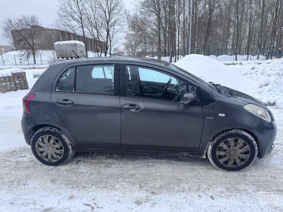 Toyota Yaris 2008 Klaipėda, ar dzinēja tilpumu 1.40 L un nobraukumu 267 tūkst. km par 1650 €, foto 4 vietnē AUTOMOTO.COM.LV