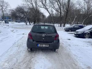 Toyota Yaris 2008 Klaipėda, ar dzinēja tilpumu 1.40 L un nobraukumu 267 tūkst. km par 1650 €, foto 5 vietnē AUTOMOTO.COM.LV