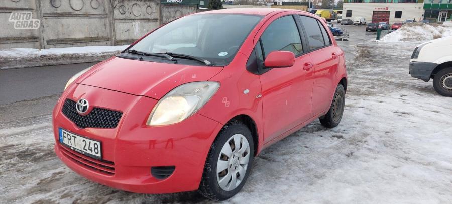 Toyota Yaris 2008 Viļņa, ar dzinēja tilpumu 1.40 L un nobraukumu 2730 tūkst. km par 500 €, foto 2 vietnē AUTOMOTO.COM.LV