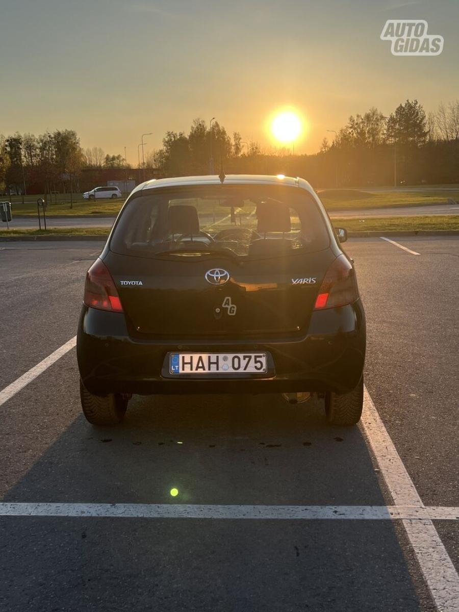 Toyota Yaris 2008 in Kaunas, with an engine capacity of 1.40 L and mileage of 265 thousand km for 1000 €, photo 8 on AUTOMOTO.COM.LV