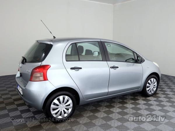 Toyota Yaris 2008 Tallina, ar dzinēja tilpumu 1.30 L un nobraukumu 162 tūkst. km par 1799 €, foto 3 vietnē AUTOMOTO.COM.LV
