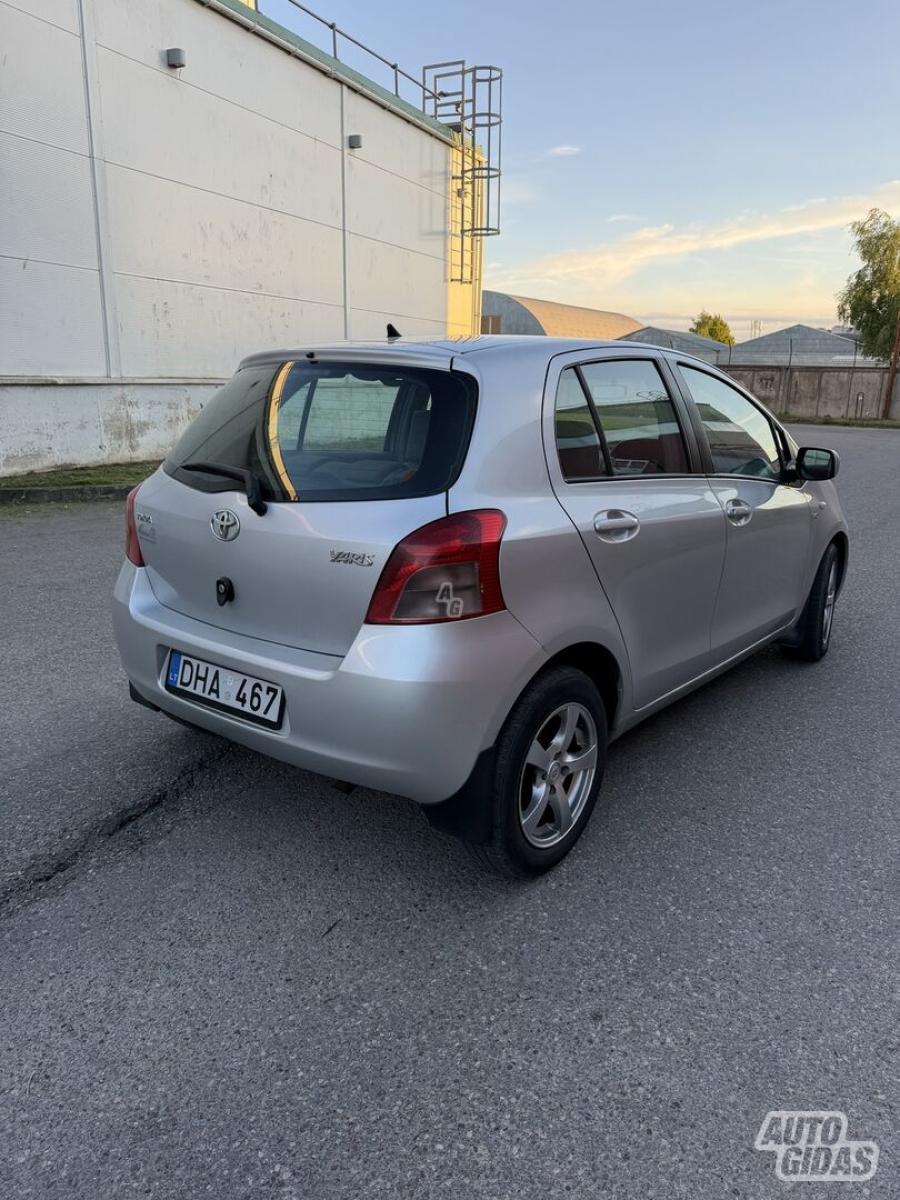 Toyota Yaris 2008 Klaipėda, ar dzinēja tilpumu 1.40 L un nobraukumu 210 tūkst. km par 1700 €, foto 5 vietnē AUTOMOTO.COM.LV