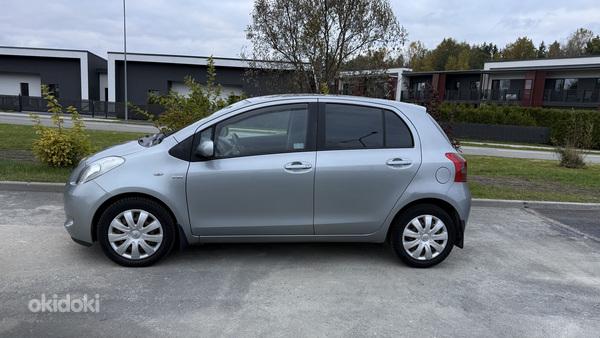 Toyota Yaris 2008 Tallina, ar dzinēja tilpumu 1.40 L un nobraukumu 156 tūkst. km par 2700 €, foto 3 vietnē AUTOMOTO.COM.LV