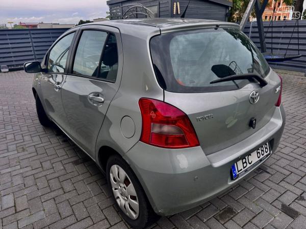 Toyota Yaris 2008 Kauņa, ar dzinēja tilpumu 1.40 L un nobraukumu 302 tūkst. km par 2190 €, foto 3 vietnē AUTOMOTO.COM.LV