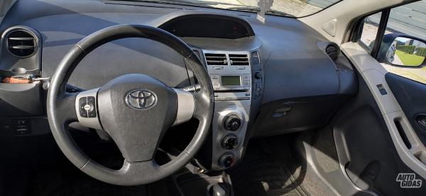 Toyota Yaris 2008 in Mazeikiai, with an engine capacity of 1.40 L and mileage of 247 thousand km for 2950 €, photo 7 on AUTOMOTO.COM.LV