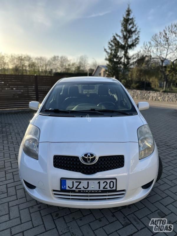 Toyota Yaris 2008 Kauņa, ar dzinēja tilpumu 1.40 L un nobraukumu 315 tūkst. km par 1900 €, foto 2 vietnē AUTOMOTO.COM.LV
