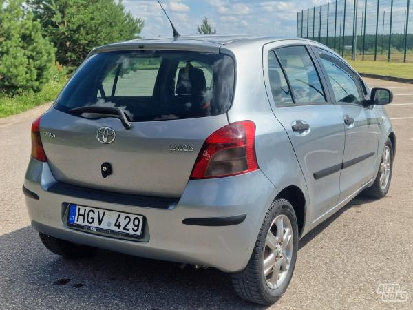 Toyota Yaris 2008 Ukmergė, ar dzinēja tilpumu 1.40 L un nobraukumu 124 tūkst. km par 1750 €, foto 7 vietnē AUTOMOTO.COM.LV