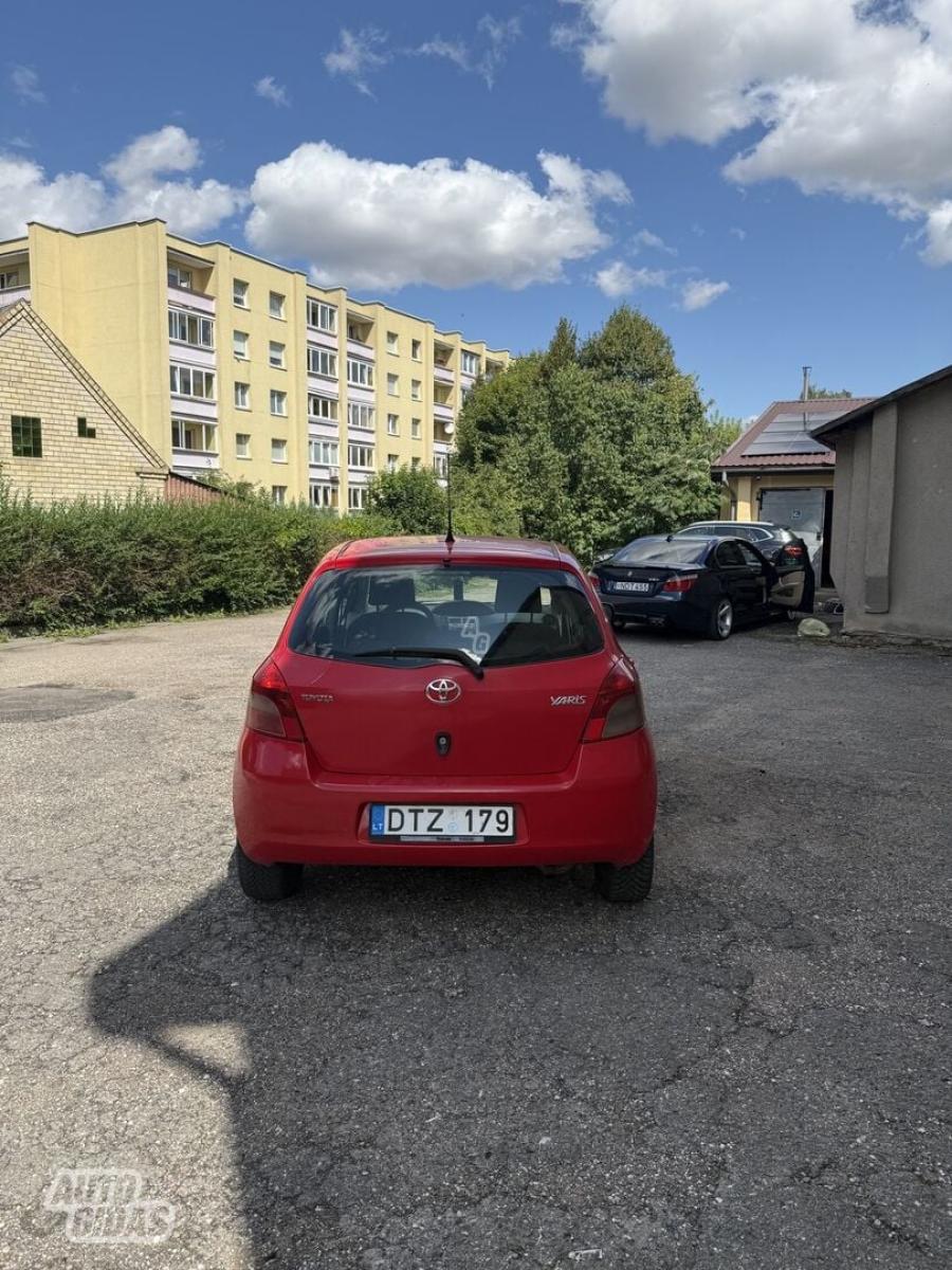 Toyota Yaris 2008 in Joniskis, with an engine capacity of 1.30 L and mileage of 191 thousand km for 1700 €, photo 5 on AUTOMOTO.COM.LV