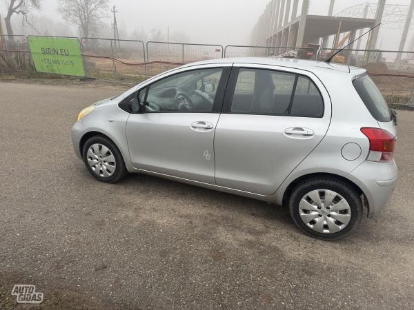 Toyota Yaris 2009 in Vilnius, with an engine capacity of 1.30 L and mileage of 265 thousand km for 2650 €, photo 6 on AUTOMOTO.COM.LV
