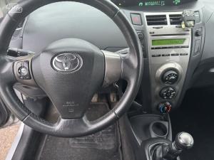 Toyota Yaris 2009 Viļņa, ar dzinēja tilpumu 1.30 L un nobraukumu 265 tūkst. km par 2650 €, foto 16 vietnē AUTOMOTO.COM.LV