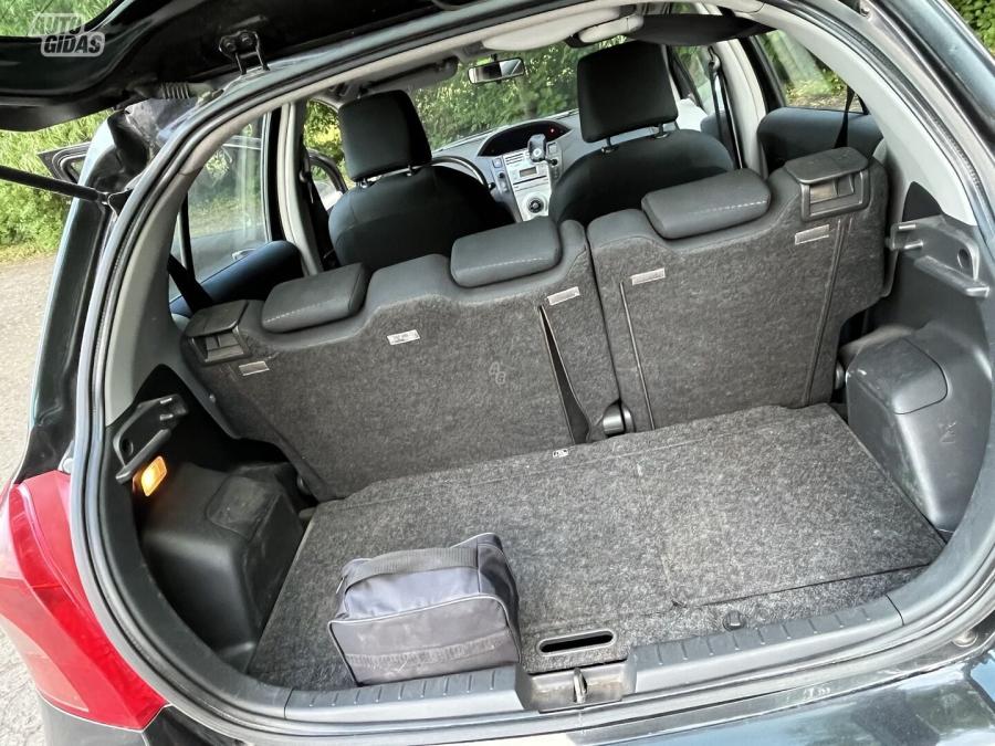 Toyota Yaris 2009 Panevēža, ar dzinēja tilpumu 1.30 L un nobraukumu 221 tūkst. km par 2700 €, foto 8 vietnē AUTOMOTO.COM.LV