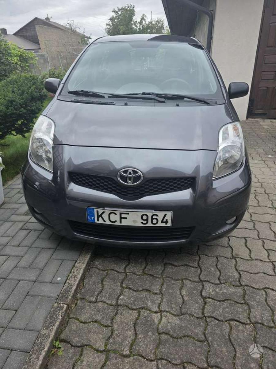 Toyota Yaris 2009 in Kaunas, with an engine capacity of 1.33 L and mileage of 136 thousand km for 3500 €, photo 3 on AUTOMOTO.COM.LV