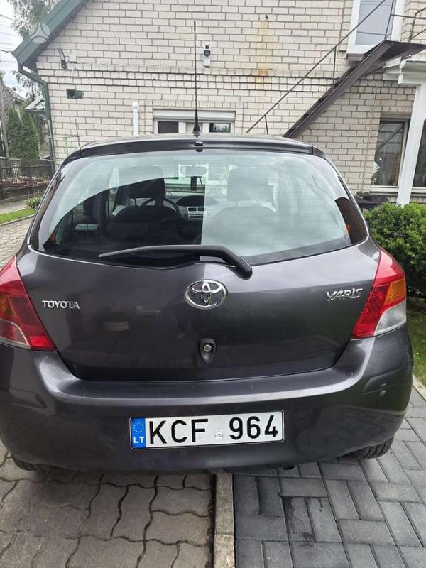 Toyota Yaris 2009 Kauņa, ar dzinēja tilpumu 1.33 L un nobraukumu 136 tūkst. km par 3500 €, foto 3 vietnē AUTOMOTO.COM.LV