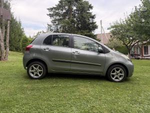 Toyota Yaris 2009 Trakai, ar dzinēja tilpumu 1.40 L un nobraukumu 230 tūkst. km par 1890 €, foto 10 vietnē AUTOMOTO.COM.LV