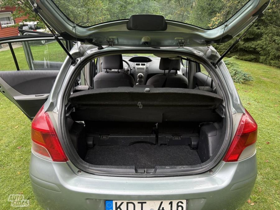 Toyota Yaris 2009 Trakai, ar dzinēja tilpumu 1.40 L un nobraukumu 230 tūkst. km par 1890 €, foto 12 vietnē AUTOMOTO.COM.LV