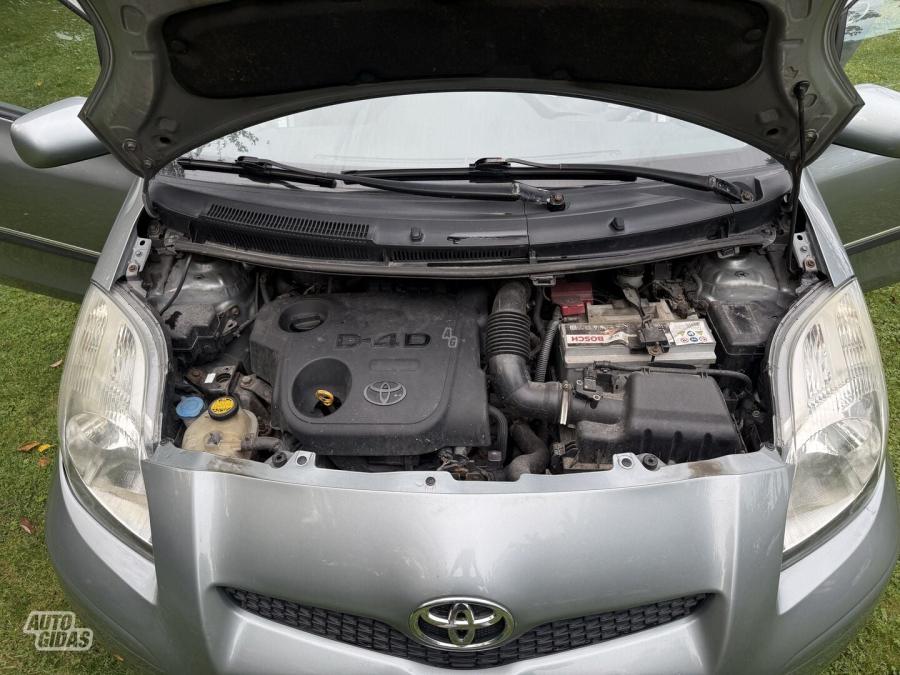 Toyota Yaris 2009 Trakai, ar dzinēja tilpumu 1.40 L un nobraukumu 230 tūkst. km par 1890 €, foto 16 vietnē AUTOMOTO.COM.LV