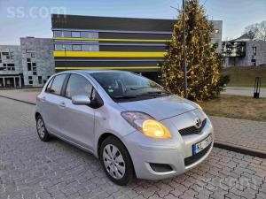 Toyota Yaris 2010 Rīga, ar dzinēja tilpumu 1.40 L un nobraukumu 311 tūkst. km par 2890 €, foto 3 vietnē AUTOMOTO.COM.LV