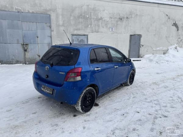 Toyota Yaris 2010 in Klaipeda, with an engine capacity of 1.40 L and mileage of 345 thousand km for 1999 €, photo 2 on AUTOMOTO.COM.LV