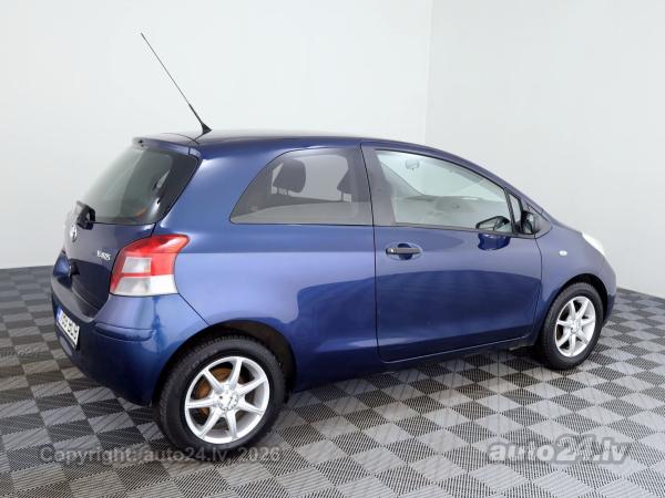 Toyota Yaris 2010 in Tallinn, with an engine capacity of 1.00 L and mileage of 132 thousand km for 1599 €, photo 3 on AUTOMOTO.COM.LV
