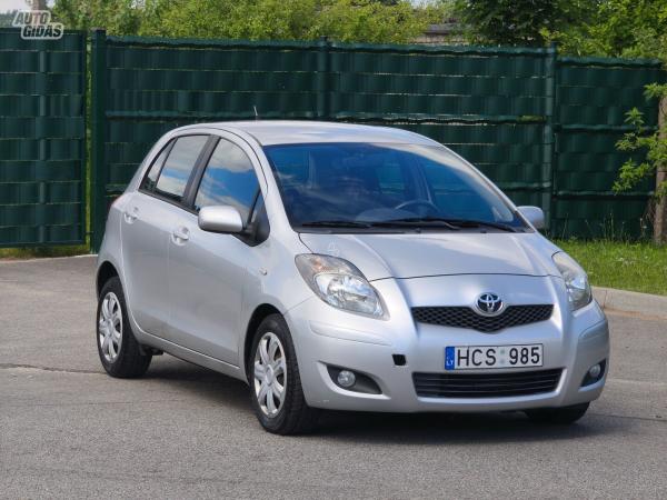 Toyota Yaris 2010 Viļņa, ar dzinēja tilpumu 1.30 L un nobraukumu 173 tūkst. km par 2500 €, foto 1 vietnē AUTOMOTO.COM.LV