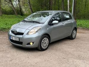 Toyota Yaris 2011 Rīga, ar dzinēja tilpumu 1.00 L un nobraukumu 0 tūkst. km par 2999 €, foto  vietnē AUTOMOTO.COM.LV