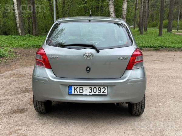 Toyota Yaris 2011 Rīga, ar dzinēja tilpumu 1.00 L un nobraukumu 0 tūkst. km par 2999 €, foto 4 vietnē AUTOMOTO.COM.LV