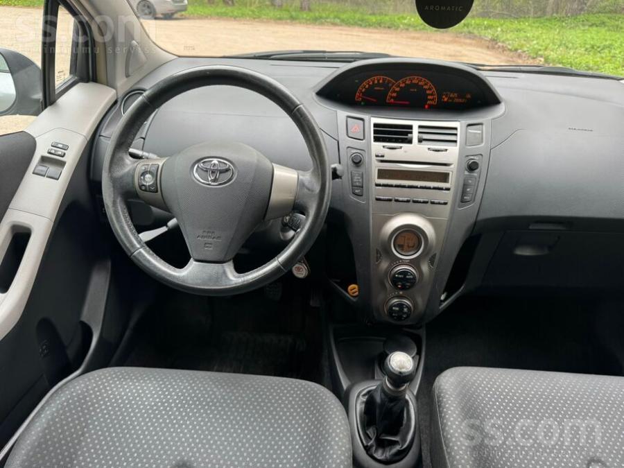 Тойота Ярис 2011 в Рига, объемом двигателя 1.00 л и пробегом 0 тыс. км за 2999 €, фото 13 на AUTOMOTO.COM.LV
