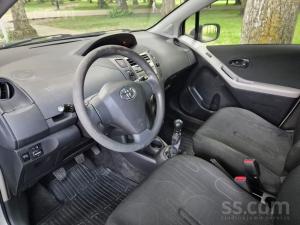 Toyota Yaris 2011 Liepāja, ar dzinēja tilpumu 1.40 L un nobraukumu 213 tūkst. km par 2650 €, foto 9 vietnē AUTOMOTO.COM.LV