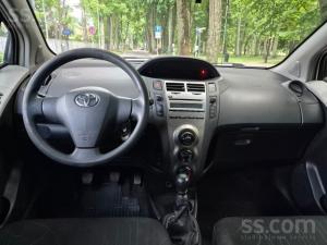 Toyota Yaris 2011 Liepāja, ar dzinēja tilpumu 1.40 L un nobraukumu 213 tūkst. km par 2650 €, foto 13 vietnē AUTOMOTO.COM.LV