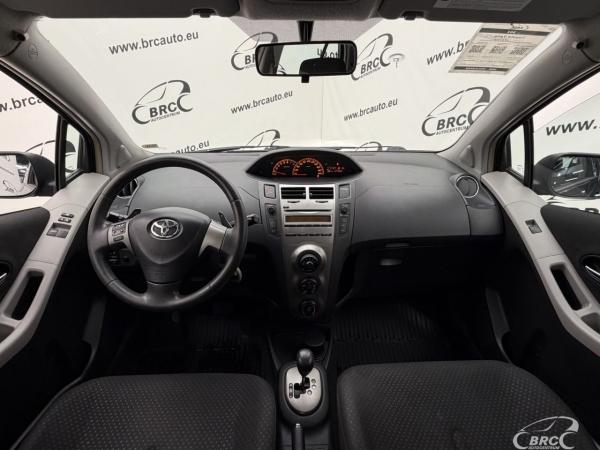 Toyota Yaris 2011 in Vilnius, with an engine capacity of 1.33 L and mileage of 228 thousand km for 2000 €, photo 4 on AUTOMOTO.COM.LV