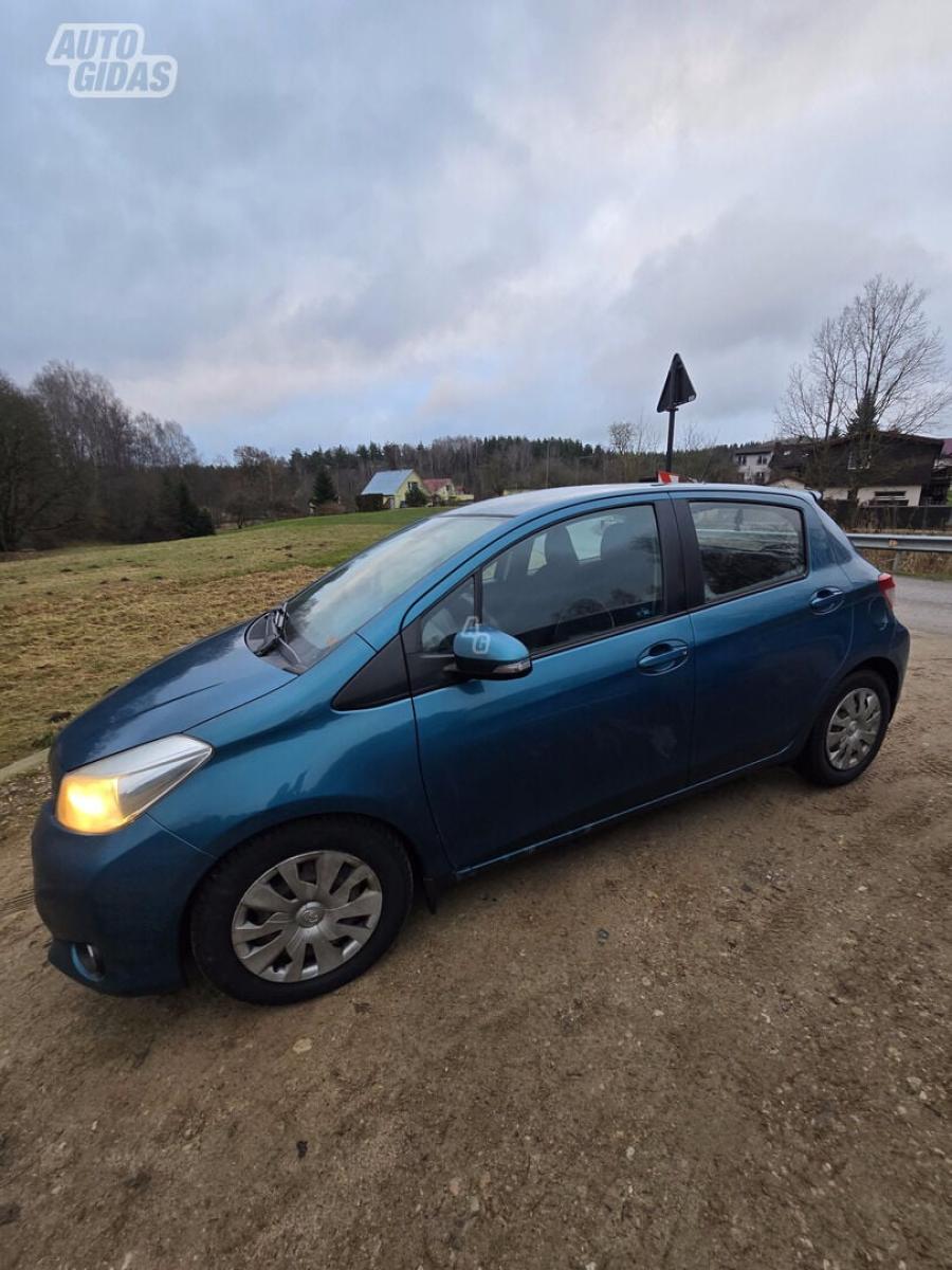 Toyota Yaris 2012 Viļņa, ar dzinēja tilpumu 1.30 L un nobraukumu 182 tūkst. km par 5200 €, foto 1 vietnē AUTOMOTO.COM.LV