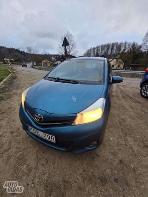 Toyota Yaris 2012 Viļņa, ar dzinēja tilpumu 1.30 L un nobraukumu 182 tūkst. km par 5200 €, foto 2 vietnē AUTOMOTO.COM.LV