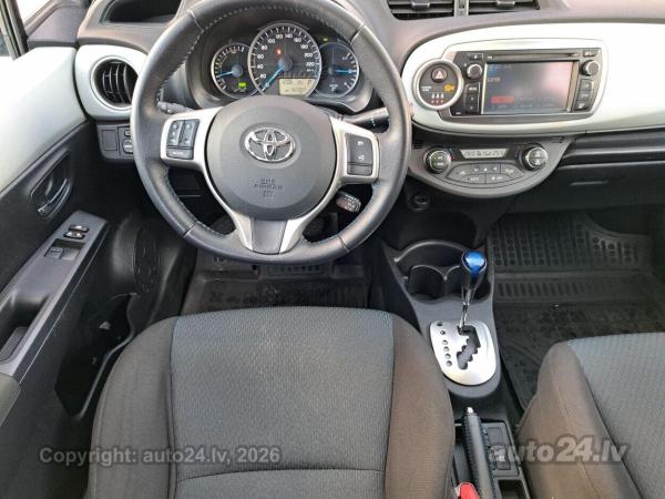 Toyota Yaris 2012 Tallina, ar dzinēja tilpumu 1.50 L un nobraukumu 160 tūkst. km par 7750 €, foto 7 vietnē AUTOMOTO.COM.LV