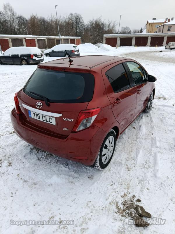 Toyota Yaris 2012 in Voru, with an engine capacity of 1.40 L and mileage of 213 thousand km for 5700 €, photo 3 on AUTOMOTO.COM.LV