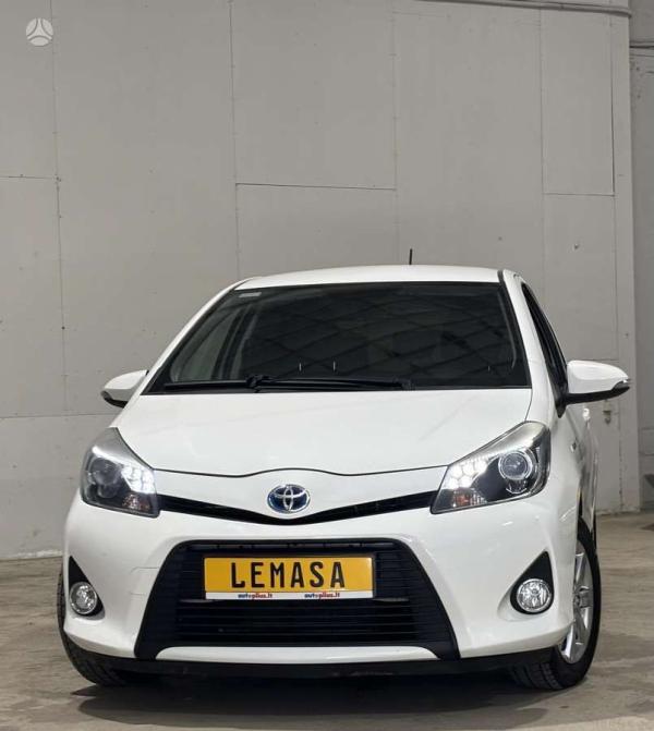 Toyota Yaris 2012 in Klaipeda, with an engine capacity of 0.00 L and mileage of 198 thousand km for 6700 €, photo 4 on AUTOMOTO.COM.LV