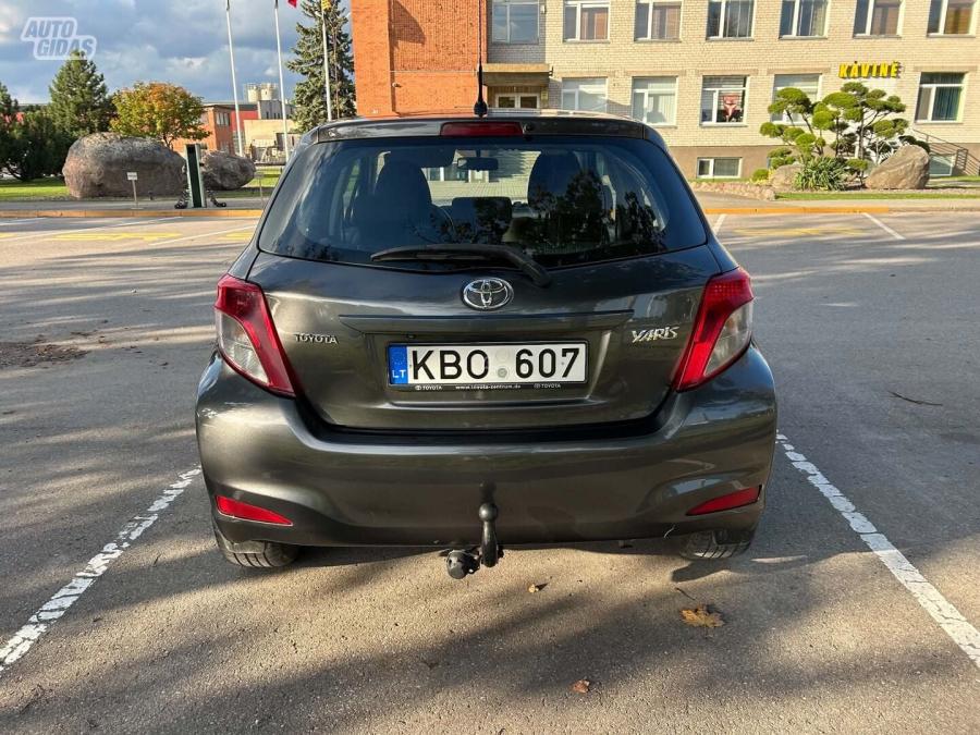 Toyota Yaris 2012 in Marijampole, with an engine capacity of 1.00 L and mileage of 153 thousand km for 2900 €, photo 5 on AUTOMOTO.COM.LV