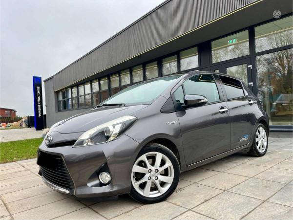Toyota Yaris 2013 Šauļi, ar dzinēja tilpumu 1.50 L un nobraukumu 198 tūkst. km par 7150 €, foto 2 vietnē AUTOMOTO.COM.LV