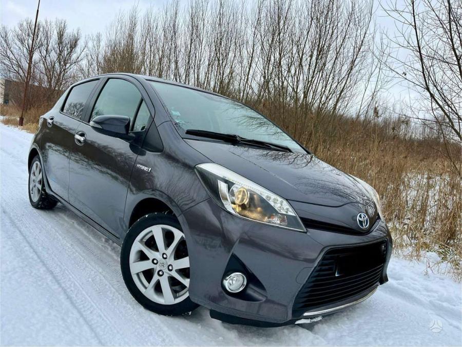 Toyota Yaris 2013 in Siauliai, with an engine capacity of 1.50 L and mileage of 198 thousand km for 6999 €, photo 1 on AUTOMOTO.COM.LV