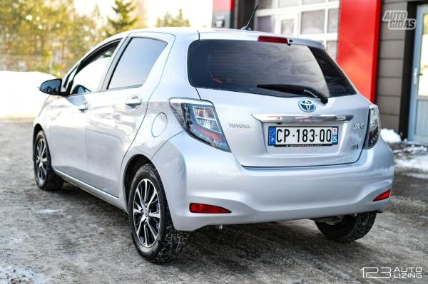 Toyota Yaris 2013 in Kretinga, with an engine capacity of 1.50 L and mileage of 201 thousand km for 6950 €, photo 9 on AUTOMOTO.COM.LV