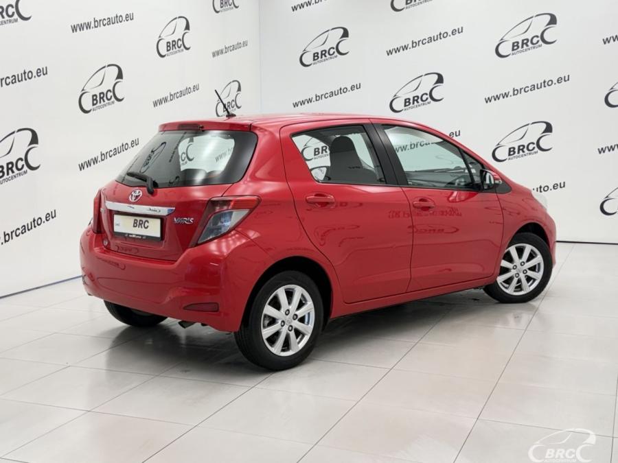 Toyota Yaris 2013 in Vilnius, with an engine capacity of 1.33 L and mileage of 75 thousand km for 5500 €, photo 3 on AUTOMOTO.COM.LV