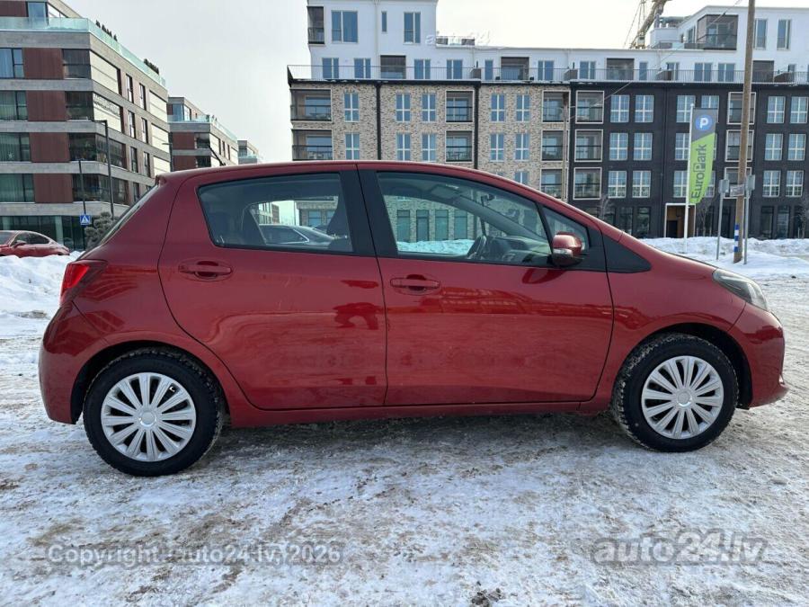 Toyota Yaris 2014 Tallina, ar dzinēja tilpumu 1.30 L un nobraukumu 272 tūkst. km par 4900 €, foto 5 vietnē AUTOMOTO.COM.LV