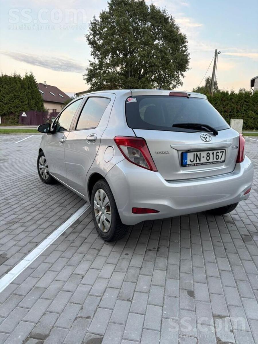 Toyota Yaris 2014 Rīga, ar dzinēja tilpumu 1.30 L un nobraukumu 96 tūkst. km par 6800 €, foto 4 vietnē AUTOMOTO.COM.LV